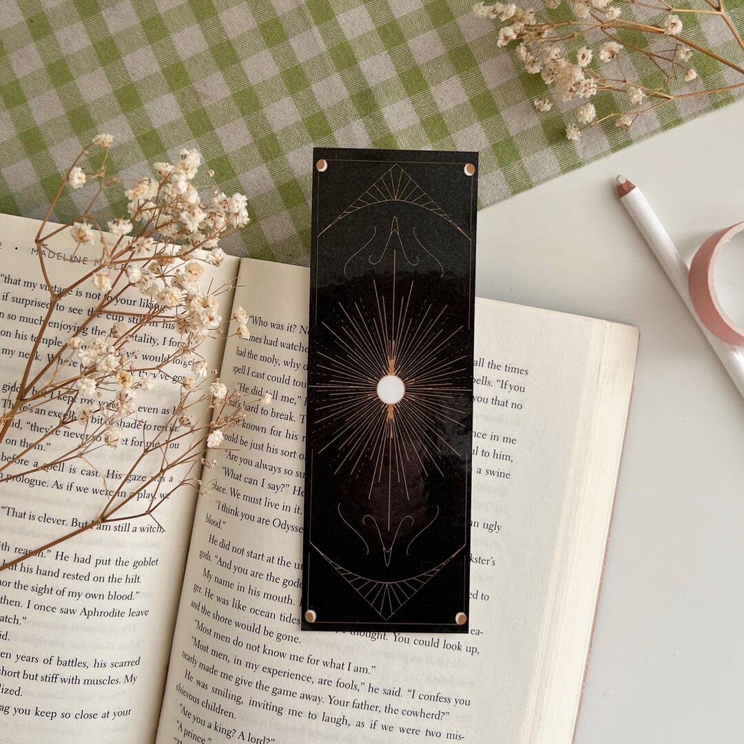Shadow and Bone Bookmark | Grishaverse Bookmark, Six of Crows, Sun ...