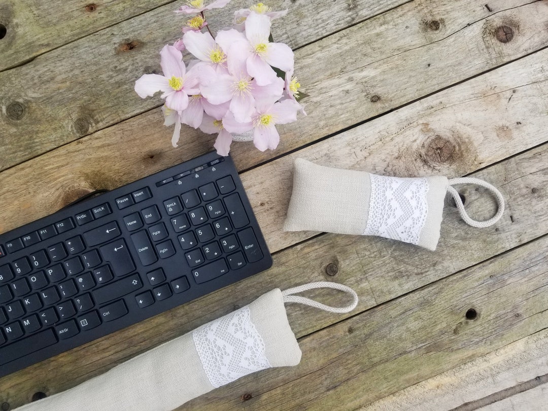 Handmade Beige Wrist Rest Set: Vintage Lace Keyboard and Mouse Support ...