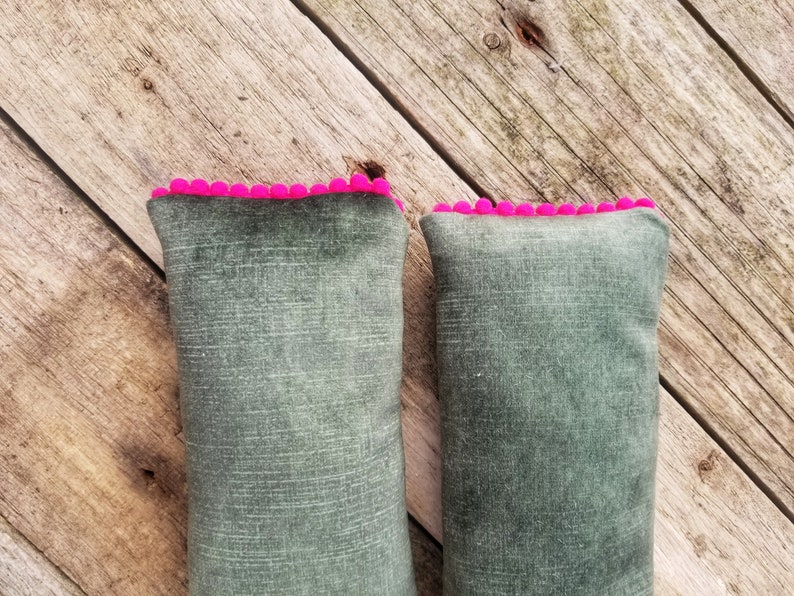 Elegant Handmade Mouse & Keyboard Wrist Rest Green Velvet - Etsy UK