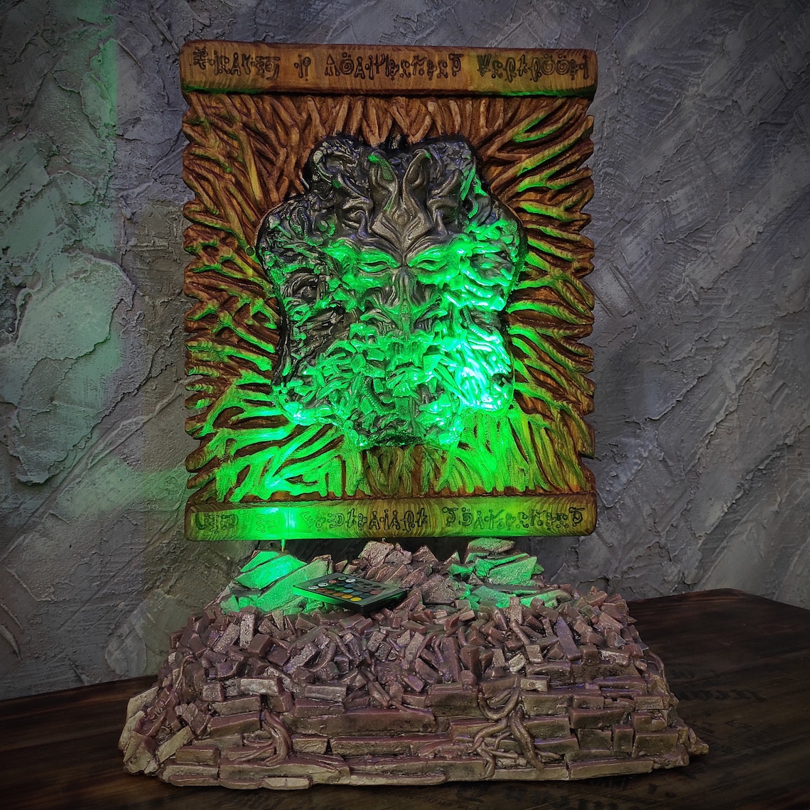 Alien Wall Sculture Alien Head Wall Creepy Decor - Etsy