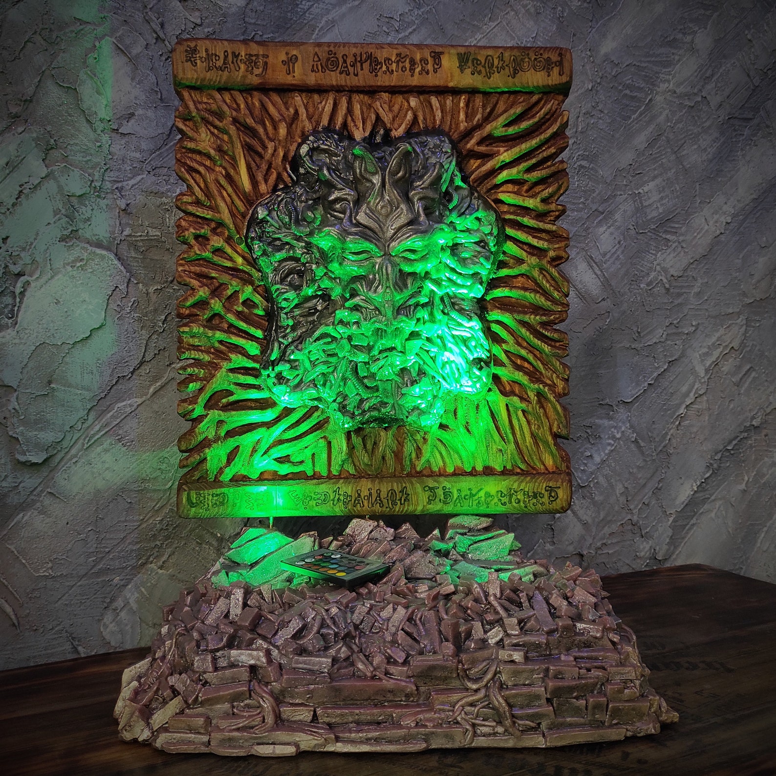 Alien Wall Sculture Alien Head Wall Creepy Decor Cyberpunk Decor - Etsy