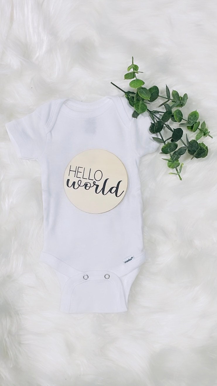Hello World Birth Announcement Sign, Baby Announcement Sign, Newborn ...