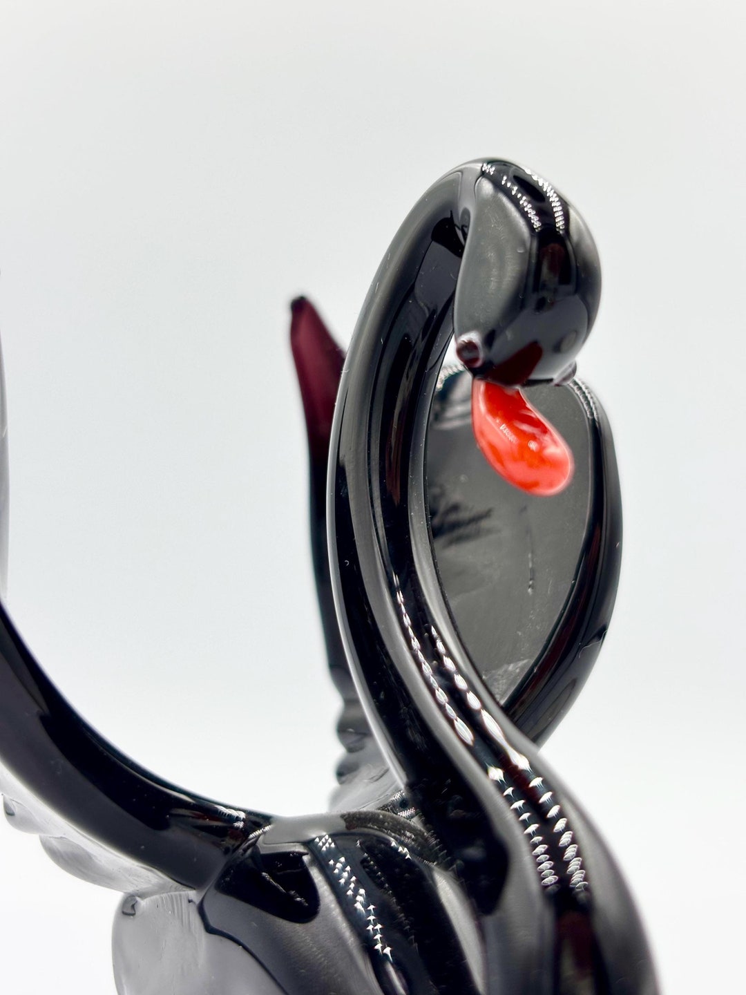 Black Swan Glass Figurine - Handcrafted Glass Swan Sculpture - Elegant ...