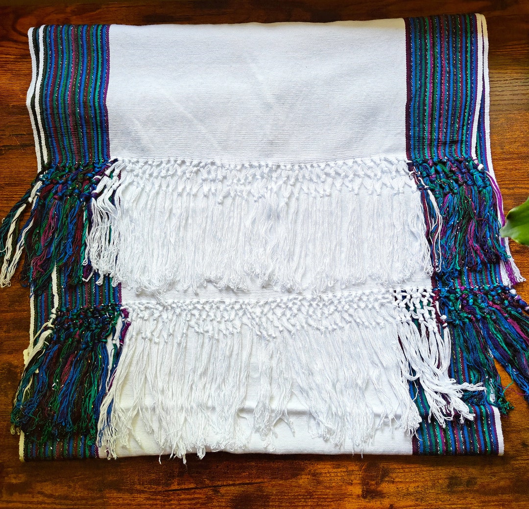Handwoven White Shawl "quetzal" - Silk-like Cristal Yarn, Multicolored ...