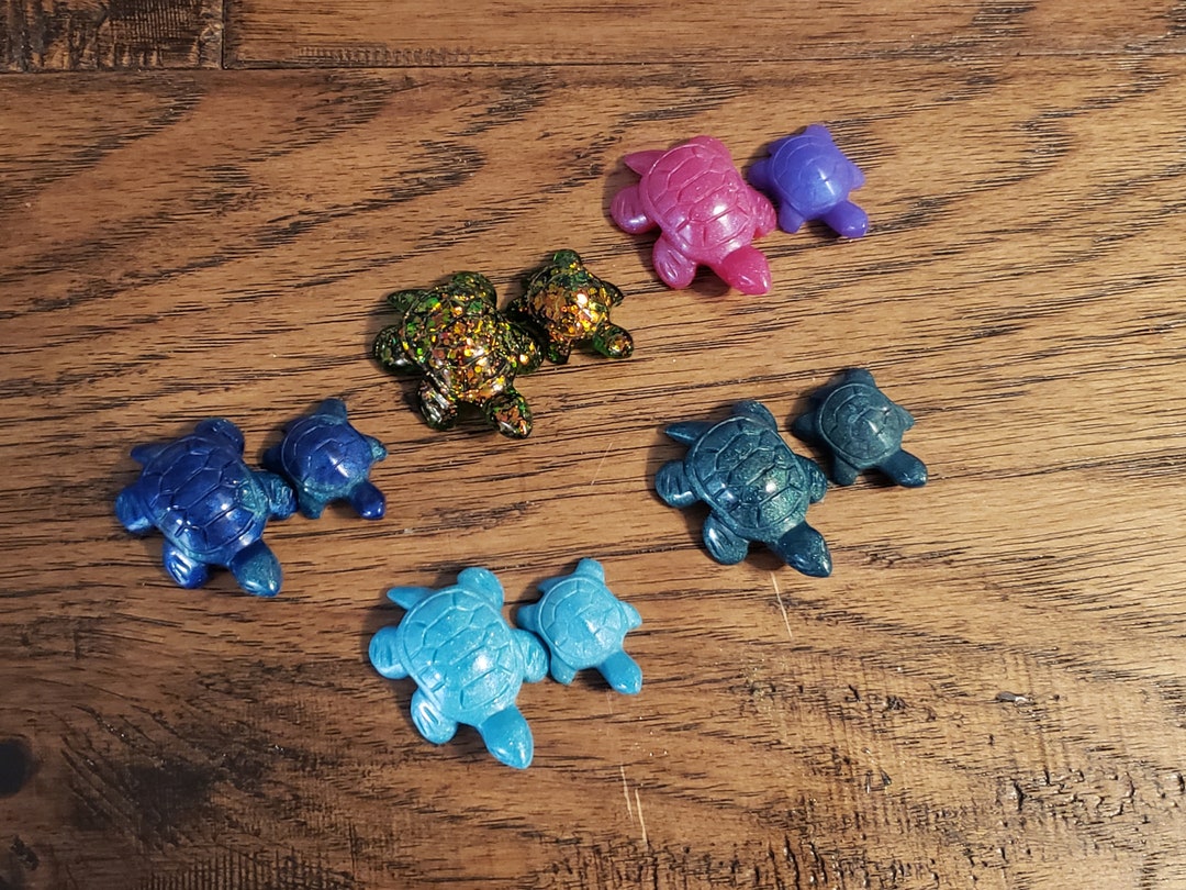 Baby and Mama Turtles, Turtle Figurines, Mini Turtles, Gift for Turtle ...
