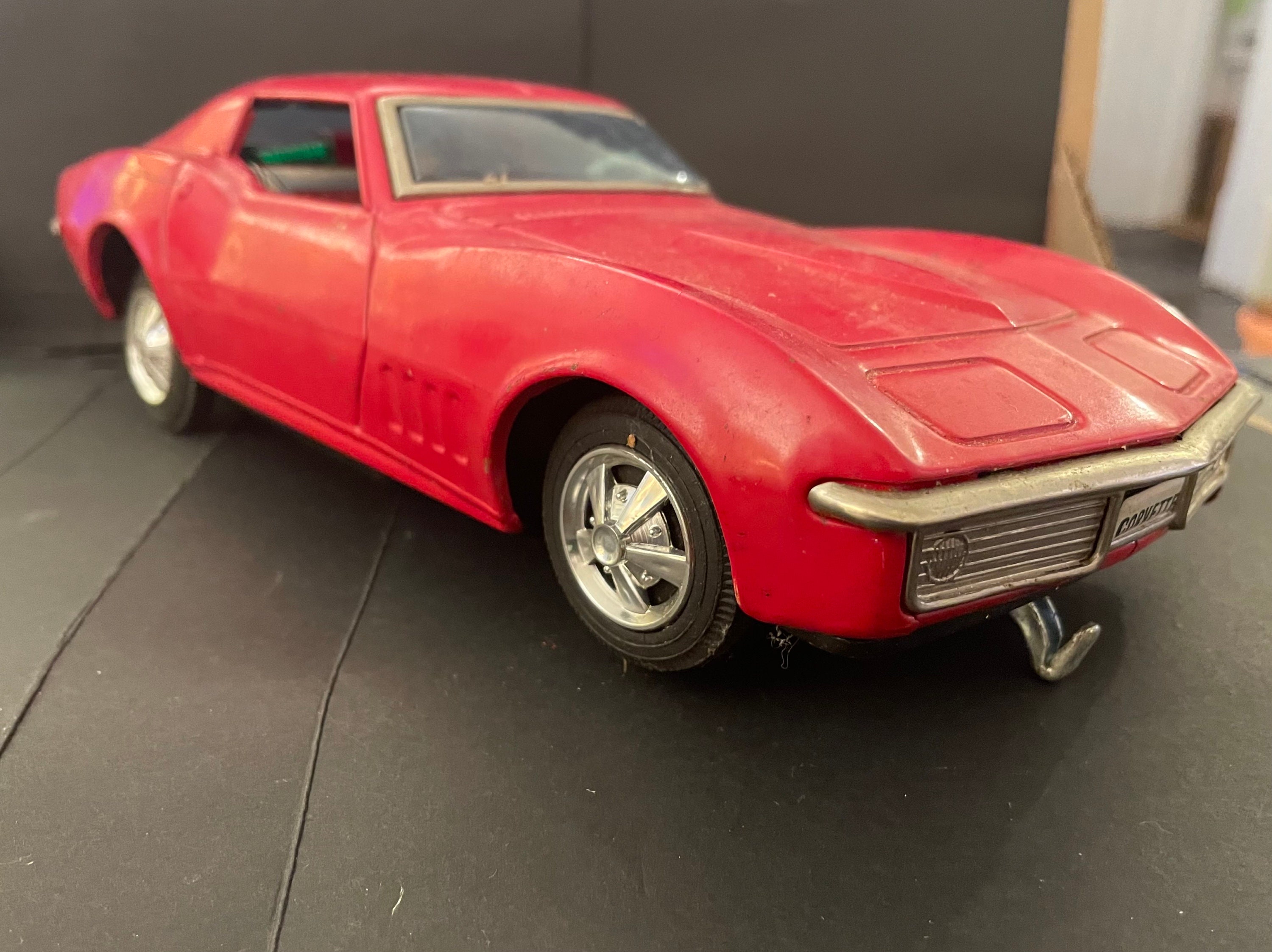 Vintage Taiyo Tin Litho Japanese Chevrolet Corvette Mystery Bump N Go ...