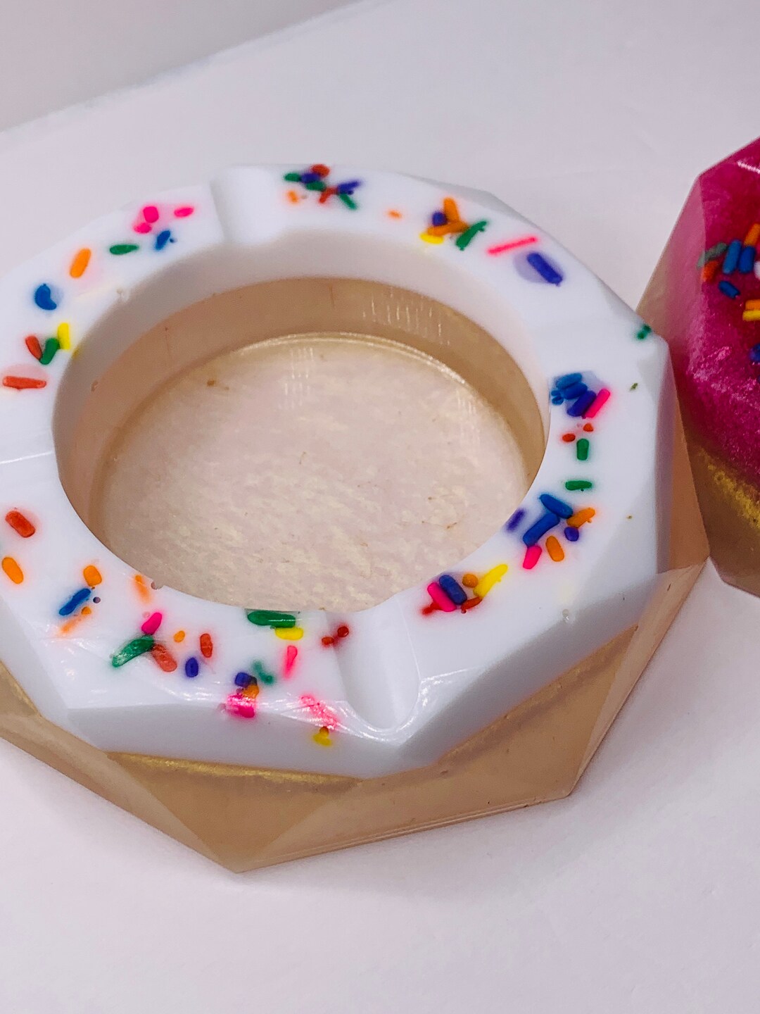 Cool Donut Ashtray Custom Doughnut Ashtray Cool Ashtray Cute Resin ...