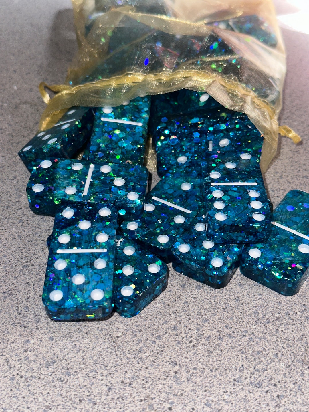 Set of 28 Double 6 Glitter Dominoes With Clear Box Family Games Glitter ...