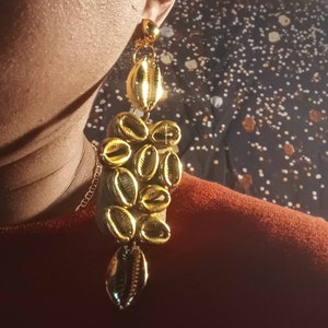 Handmade Clip on Wood and Cowrie Shell Earrings - Etsy