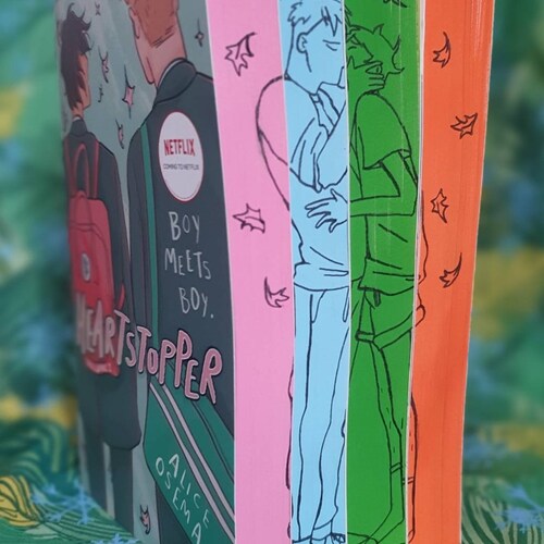 Heartstopper by Alice Oseman Stencil Sprayed Hand Painted Edge - Etsy UK