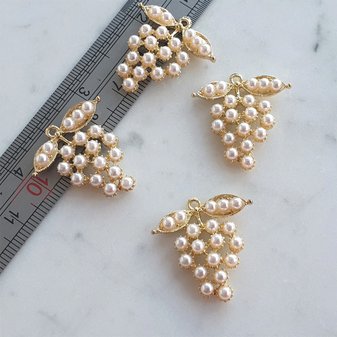2x Gold Plated Pearl Grape Pendants, Grape Pearl Charms 26mm Grapes ...