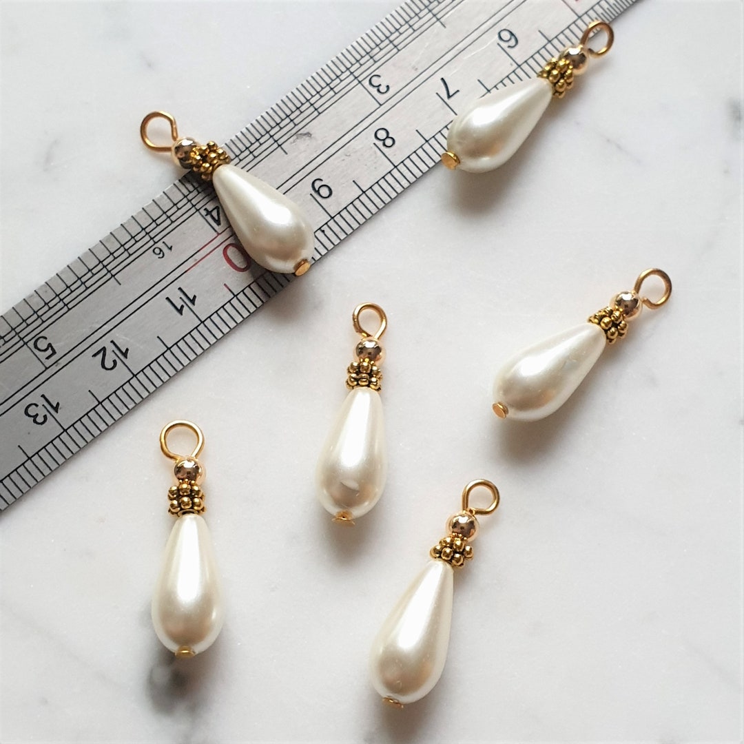 4 X White Pearl Teardrop Charms, Glass Pearl Pendants, Gold Plated ...