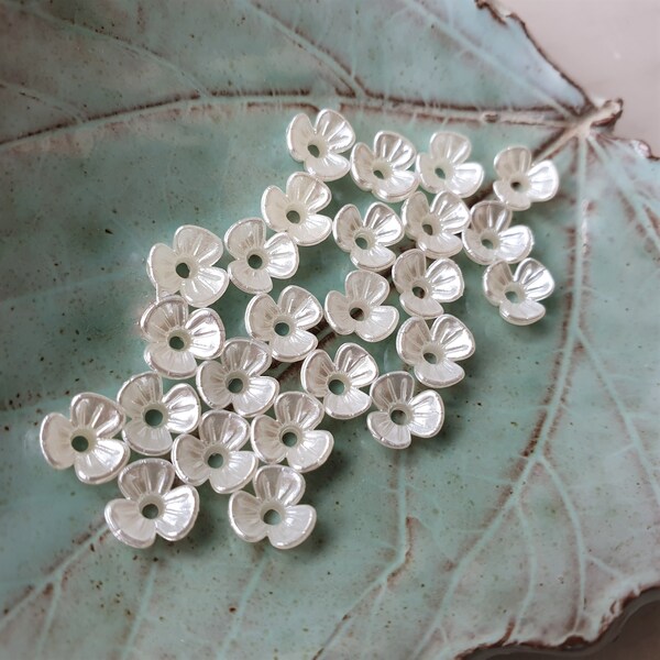 Pearl Paper Flowers - Etsy