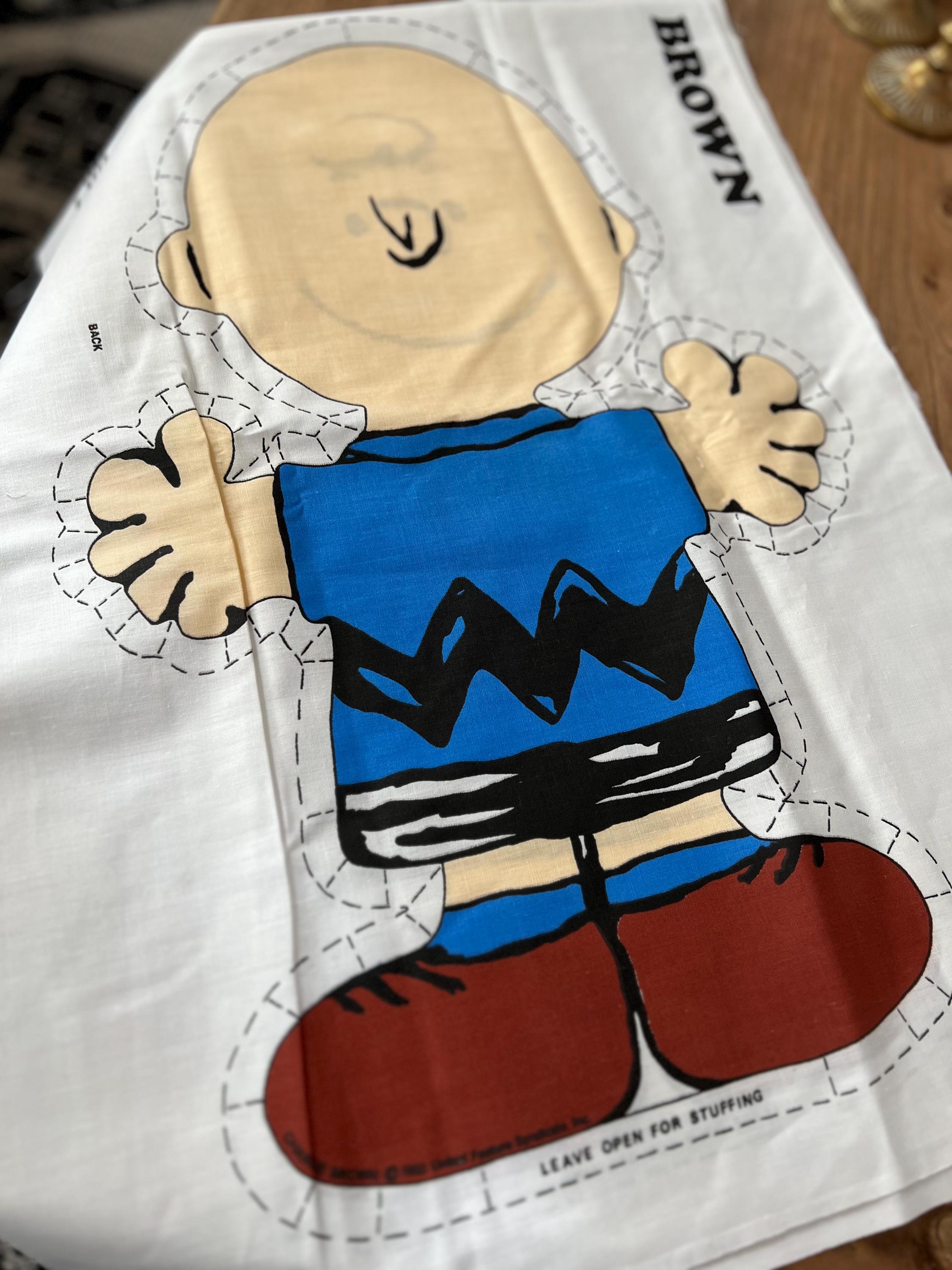 Vintage 1950s Peanuts Snoopy Charlie Brown Sewing Pattern Pillow Fabric ...