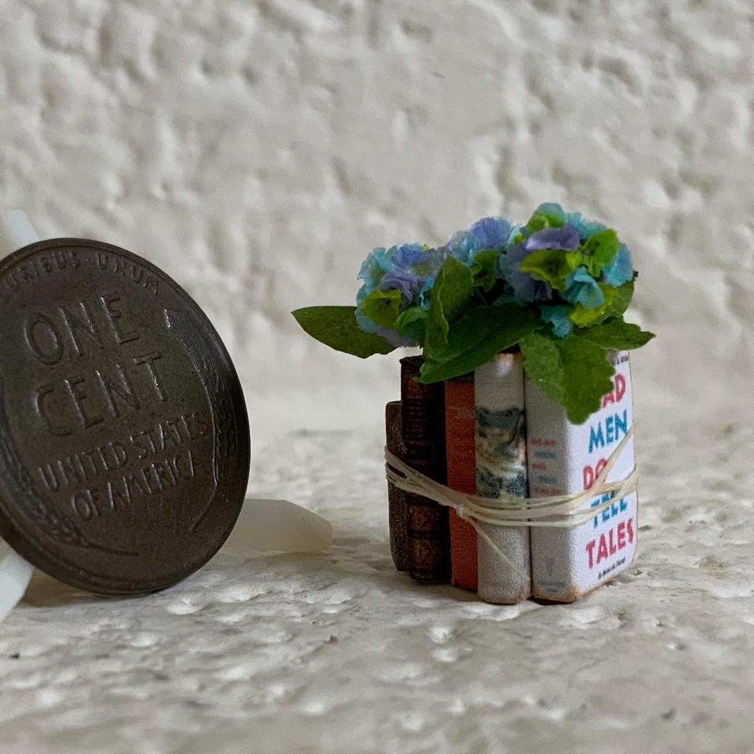 1:24 Scale Blue Hydrangeas, Flower Library, Book Vase - Etsy