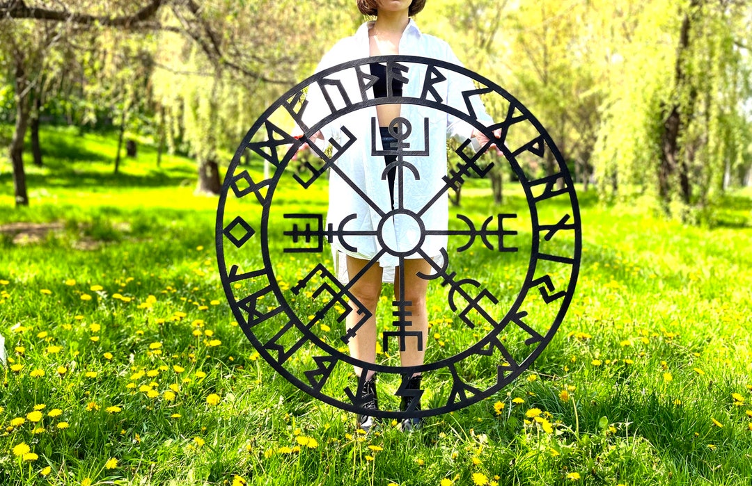 Vegvisir Wall Art,wooden Decorations,runic Wall Decor - Etsy