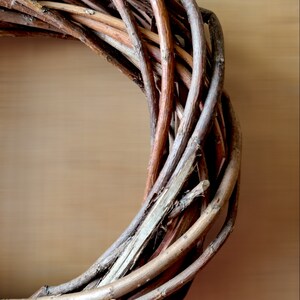 20cm Thick Round Willow Wreath Base in Brown for Wreath Making, Year ...