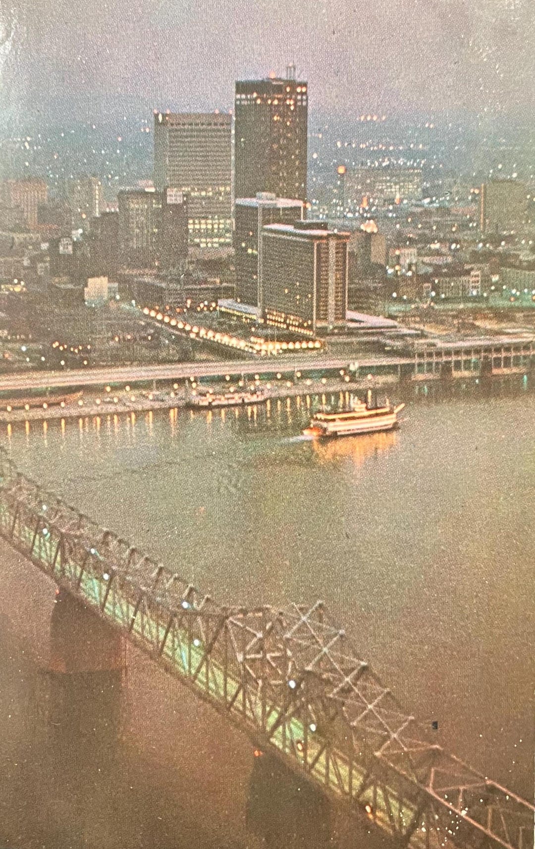 The Belle of Louisville With the George Rogers Memorial Bridge - Photo ...
