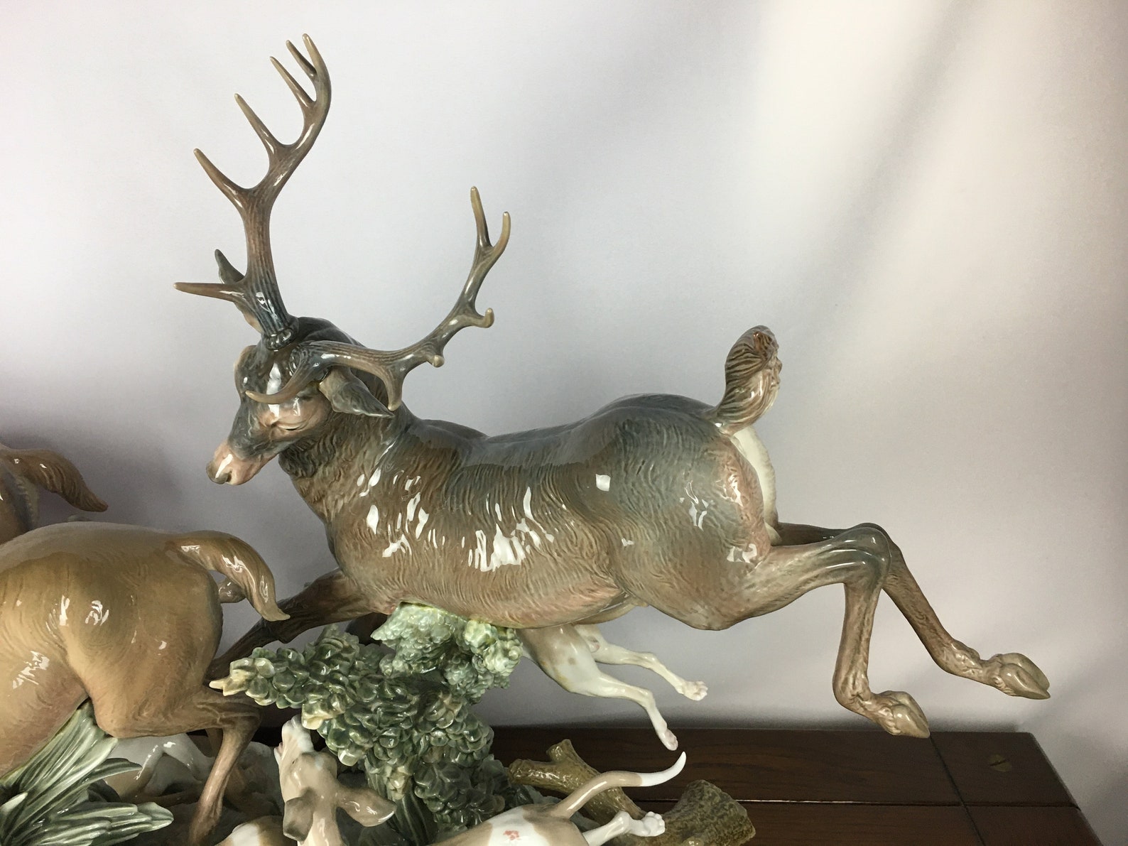 Lladro - Pursued Deer Sculpture 1377 - Hunting Dogs Limited Edition 750 ...