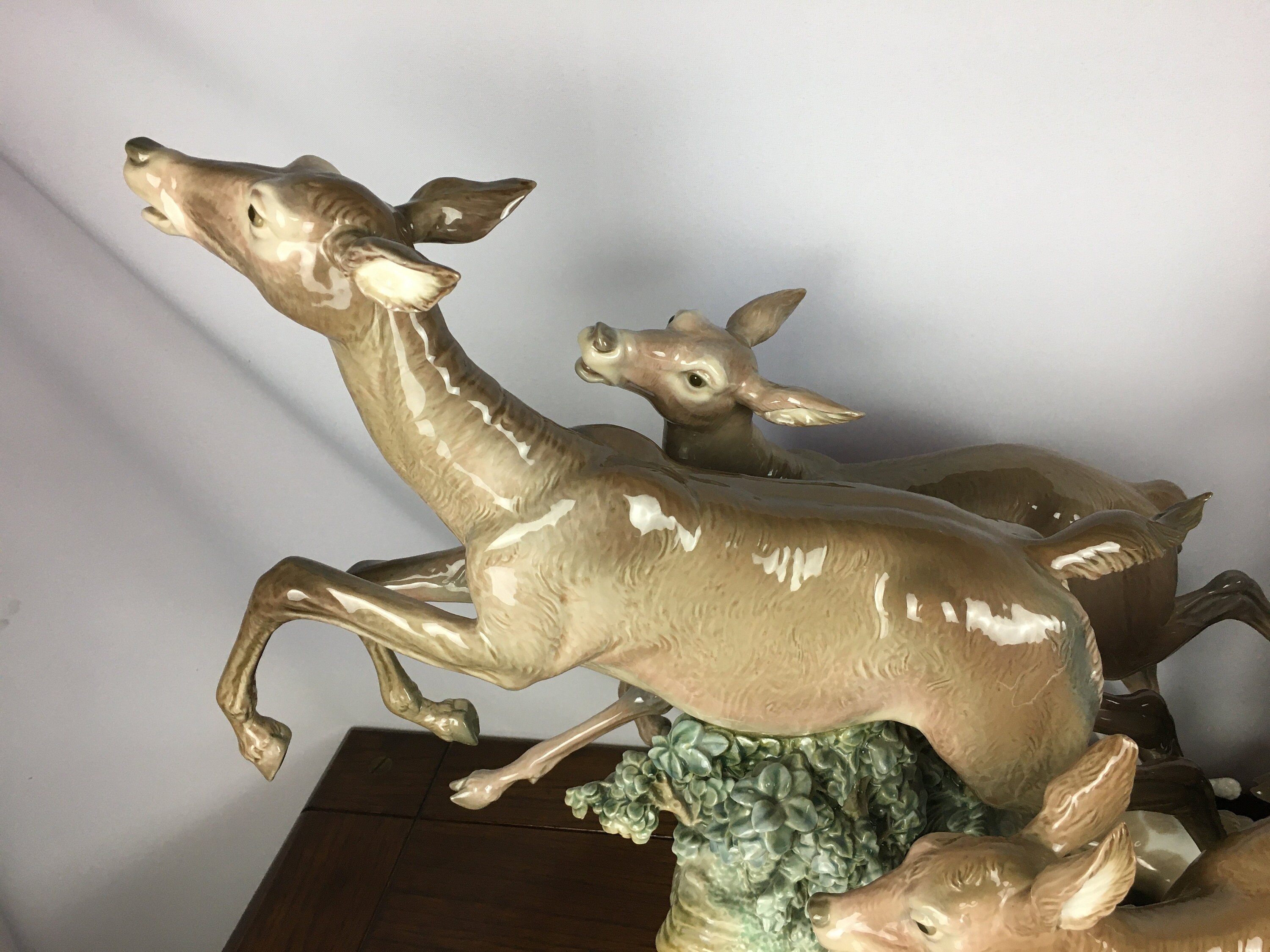 Lladro - Pursued Deer Sculpture 1377 - Hunting Dogs Limited Edition 750 ...
