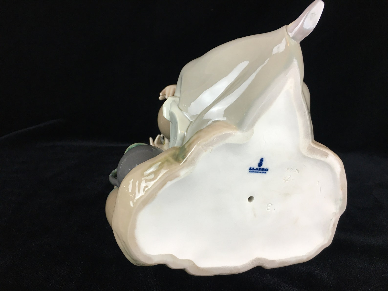 Lladro - Woman Painting Vase - #5079 - Porcelain Figurine - Art ...