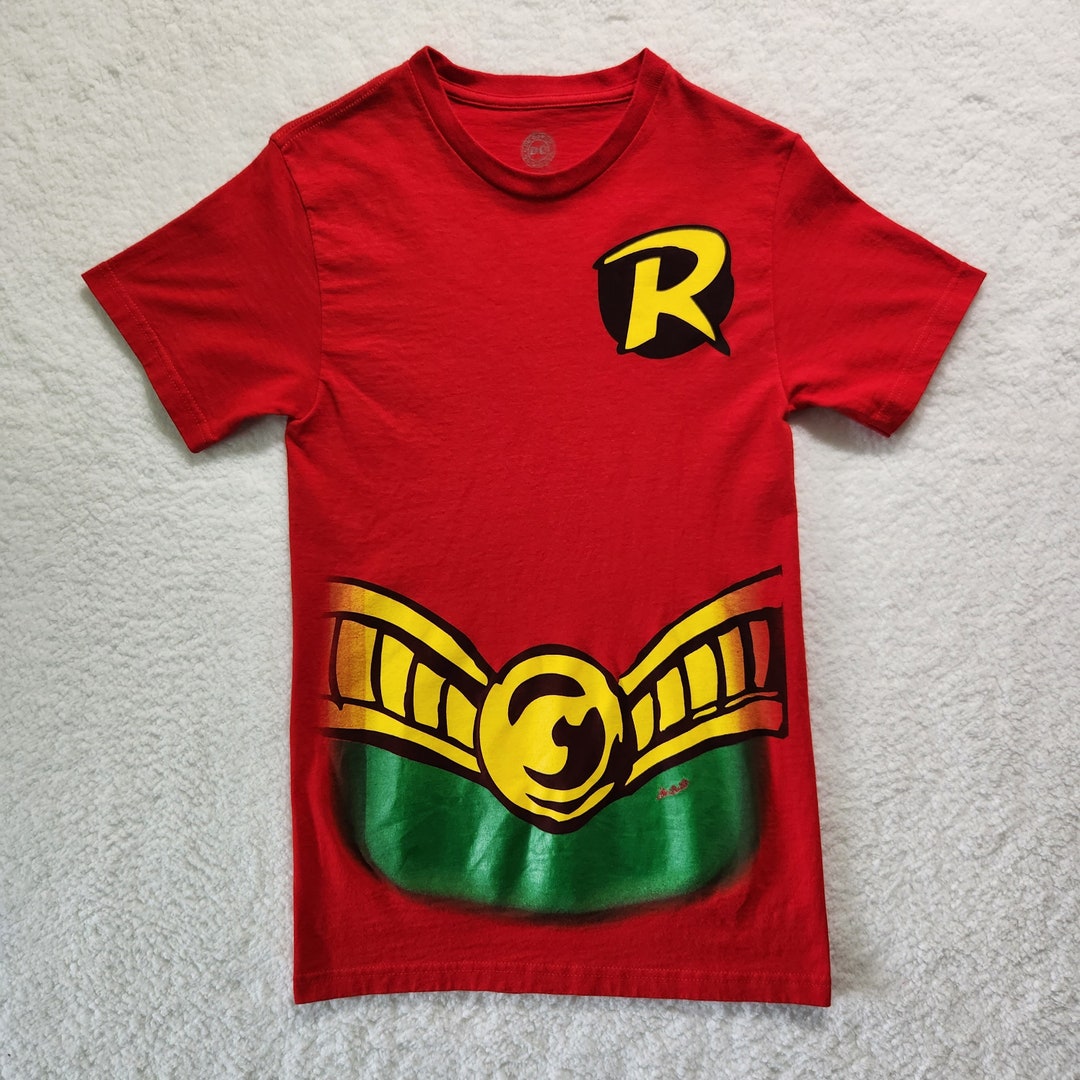 Robin Costume T-shirt Small Red DC Comics Memorabilia Pop Culture Tee ...