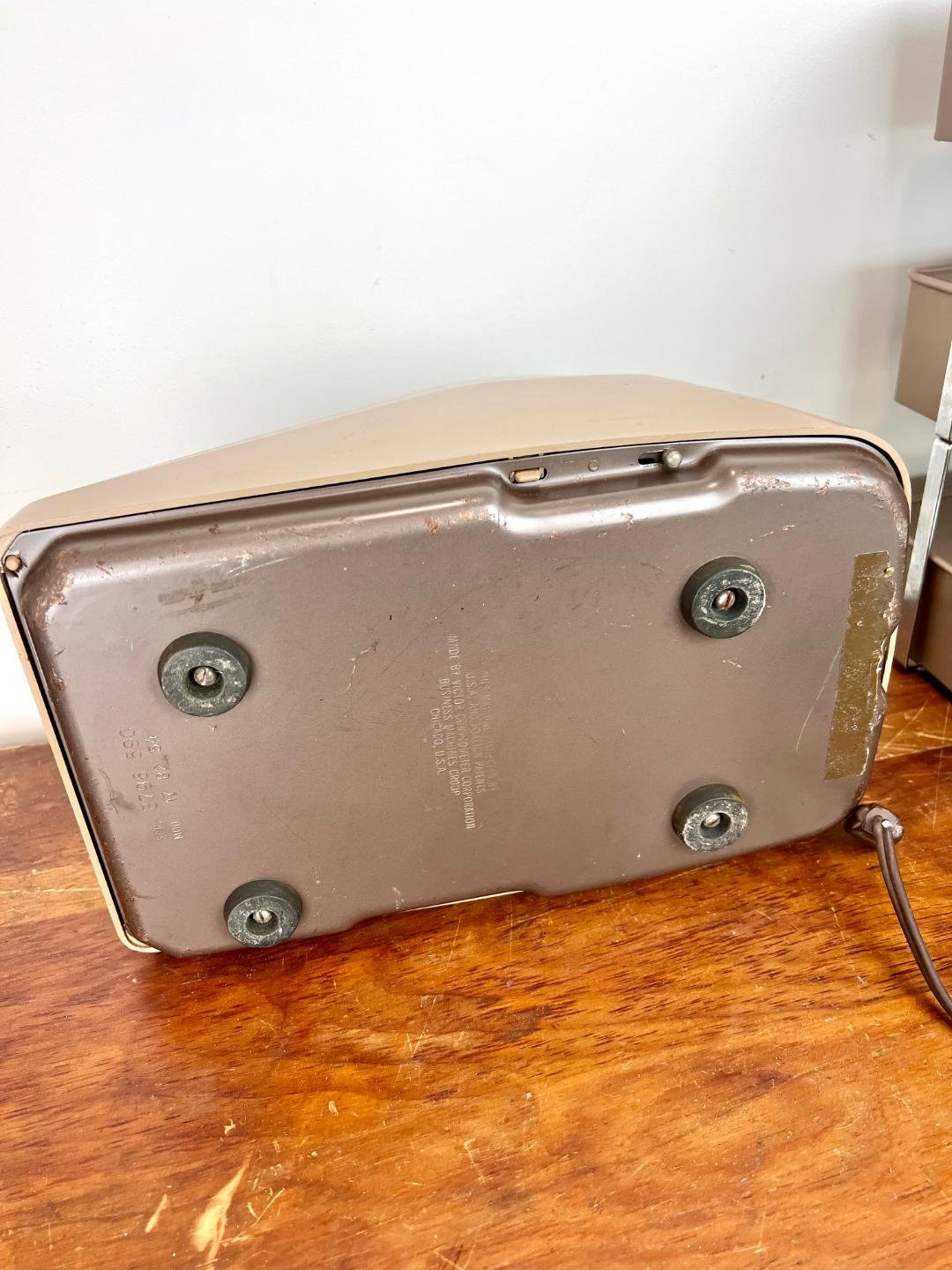 Vintage Mid Century Victor Adding Machine Perfect for the MCM Office ...