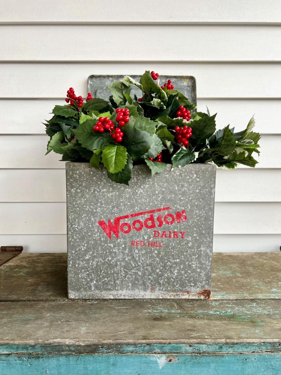 Fantastic Vintage Galvanized Metal Milk Box, Woodson Dairy Red Hill ...