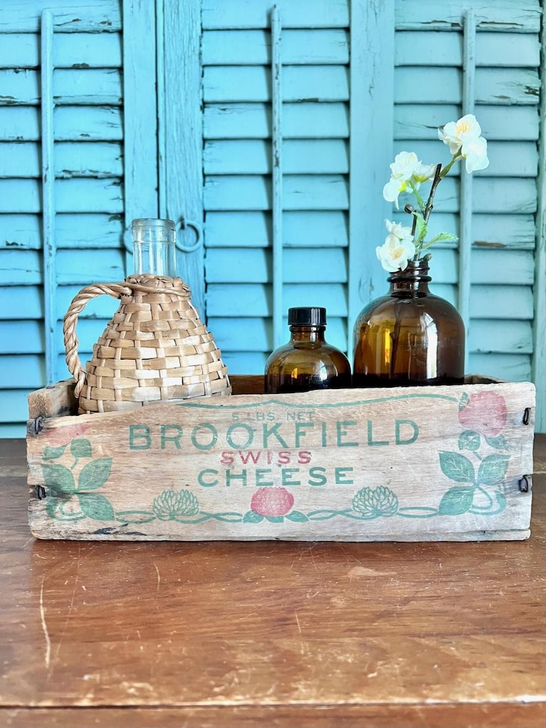 Weathered & Worn Vintage 5 Lb. Swift's Brookfield Wood Cheese Box With ...