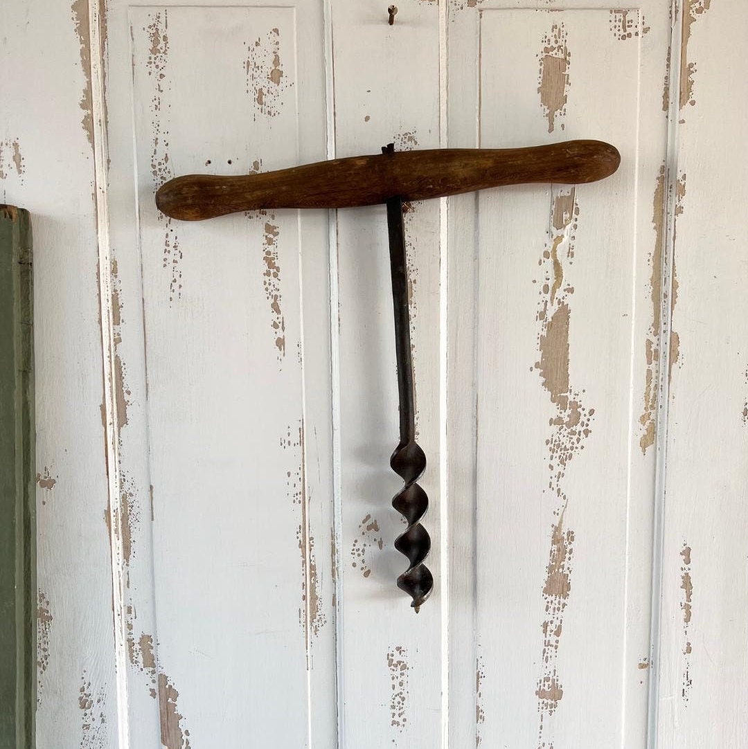 Fantastic Primitive Wood Handledantique Auger / Drilling Tool ...