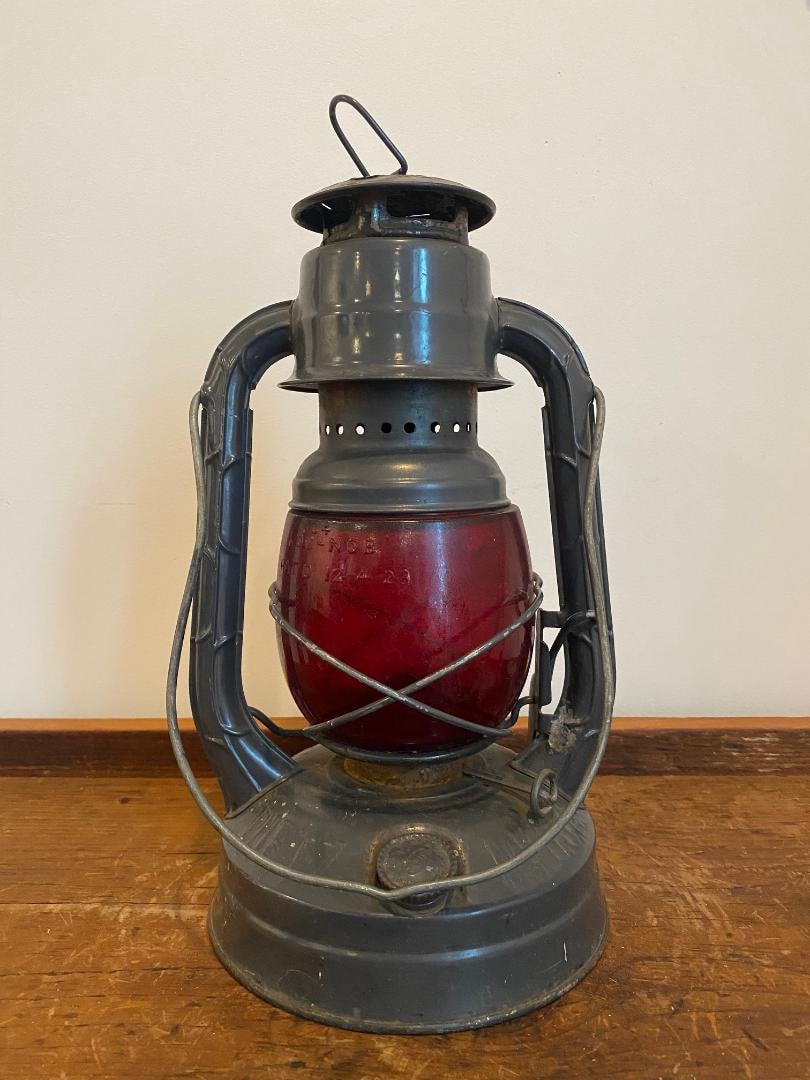 Beautiful Vintage Dietz Little Wizard Oil Lantern With | Etsy