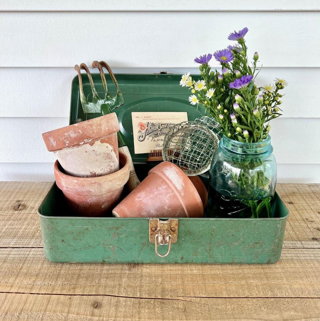 Wonderful Vintage Green Metal Tackle Box / Tool Box - Etsy