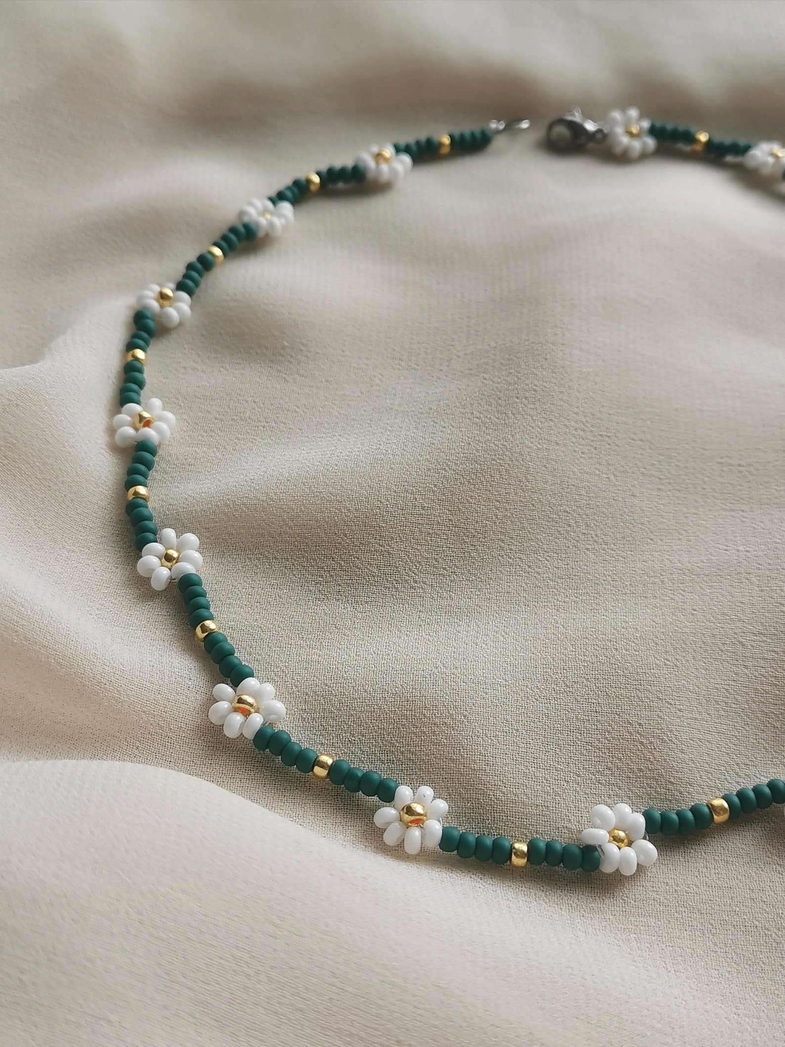 Beaded Daisy Necklace Beaded Flower Jewelry Choker Beaded - Etsy