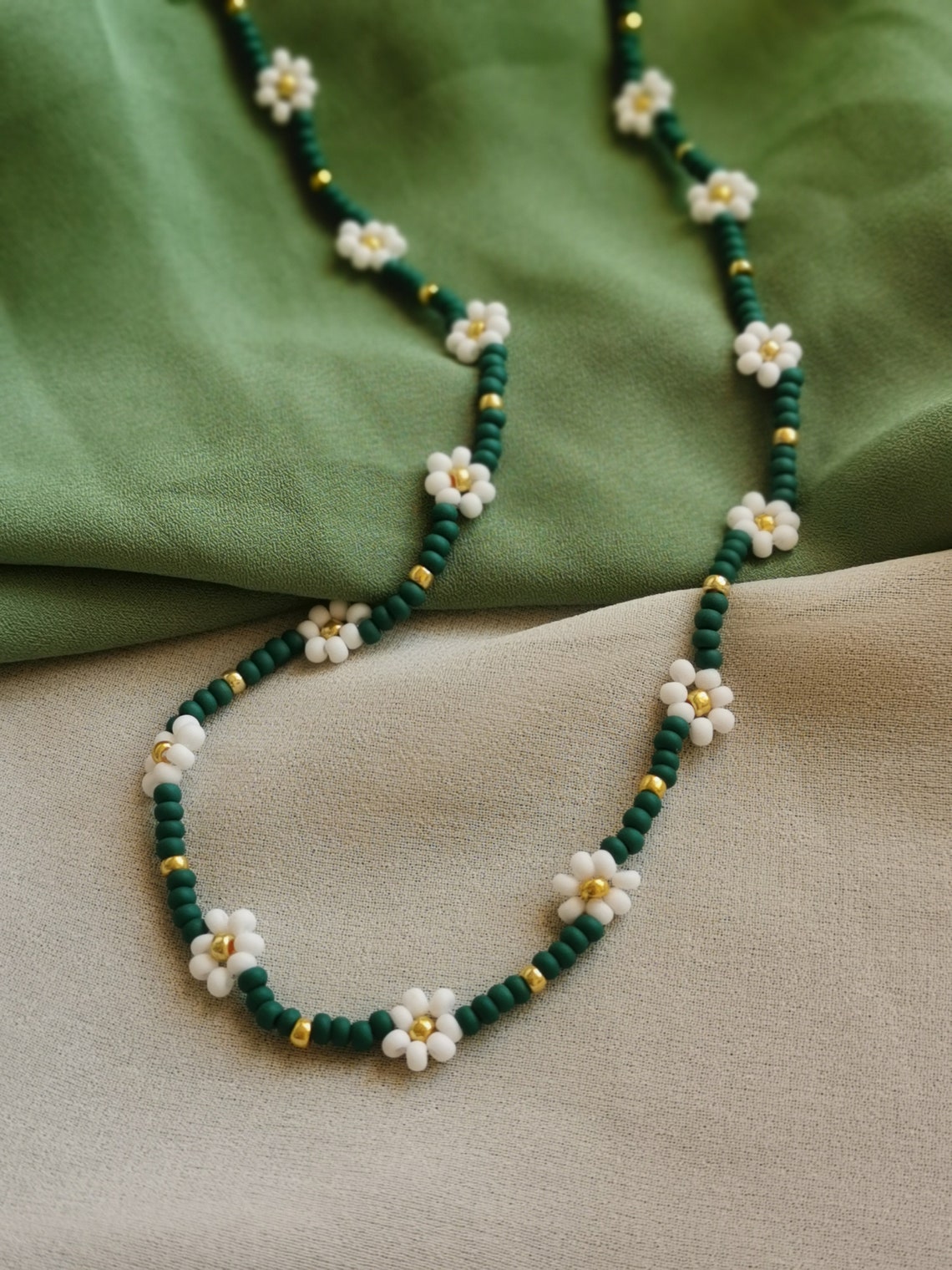Beaded Daisy Necklace Beaded Flower Jewelry Choker Beaded - Etsy