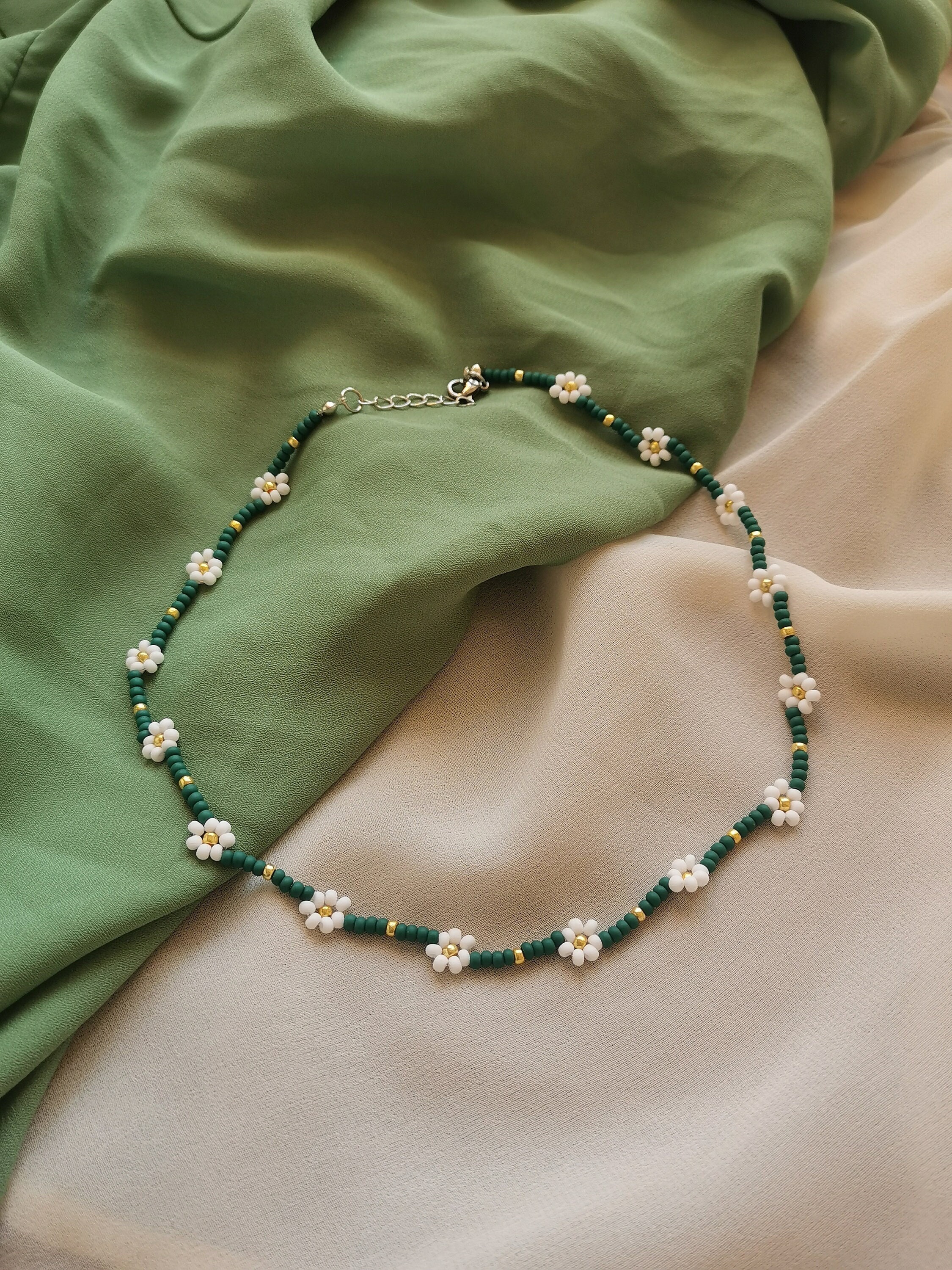 Beaded Daisy Necklace Beaded Flower Jewelry Choker Beaded - Etsy