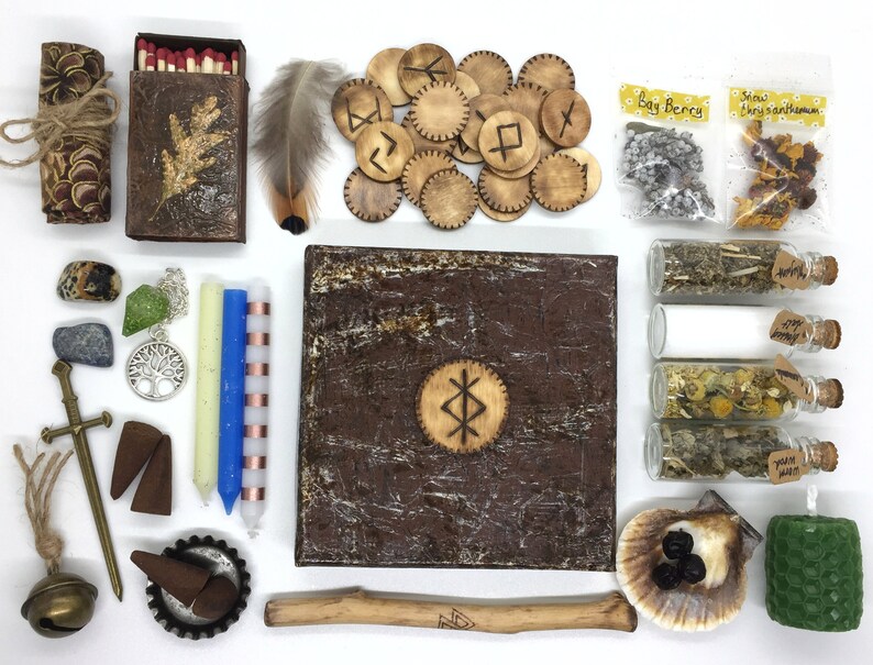 Deluxe Norse Bind Rune Travel Altar Kit Viking Portable Alter - Etsy