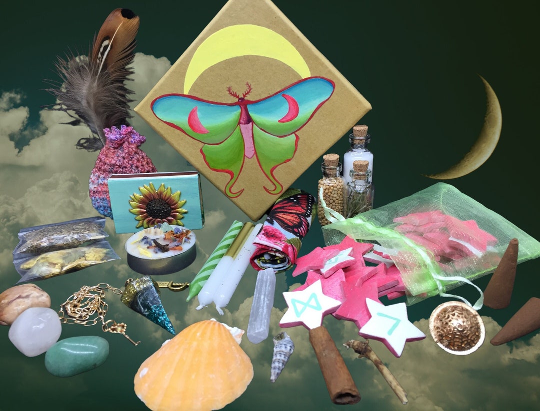 Lunar Moth Altar Kit; Deluxe Travel Witchcraft Box Witchling Starter ...