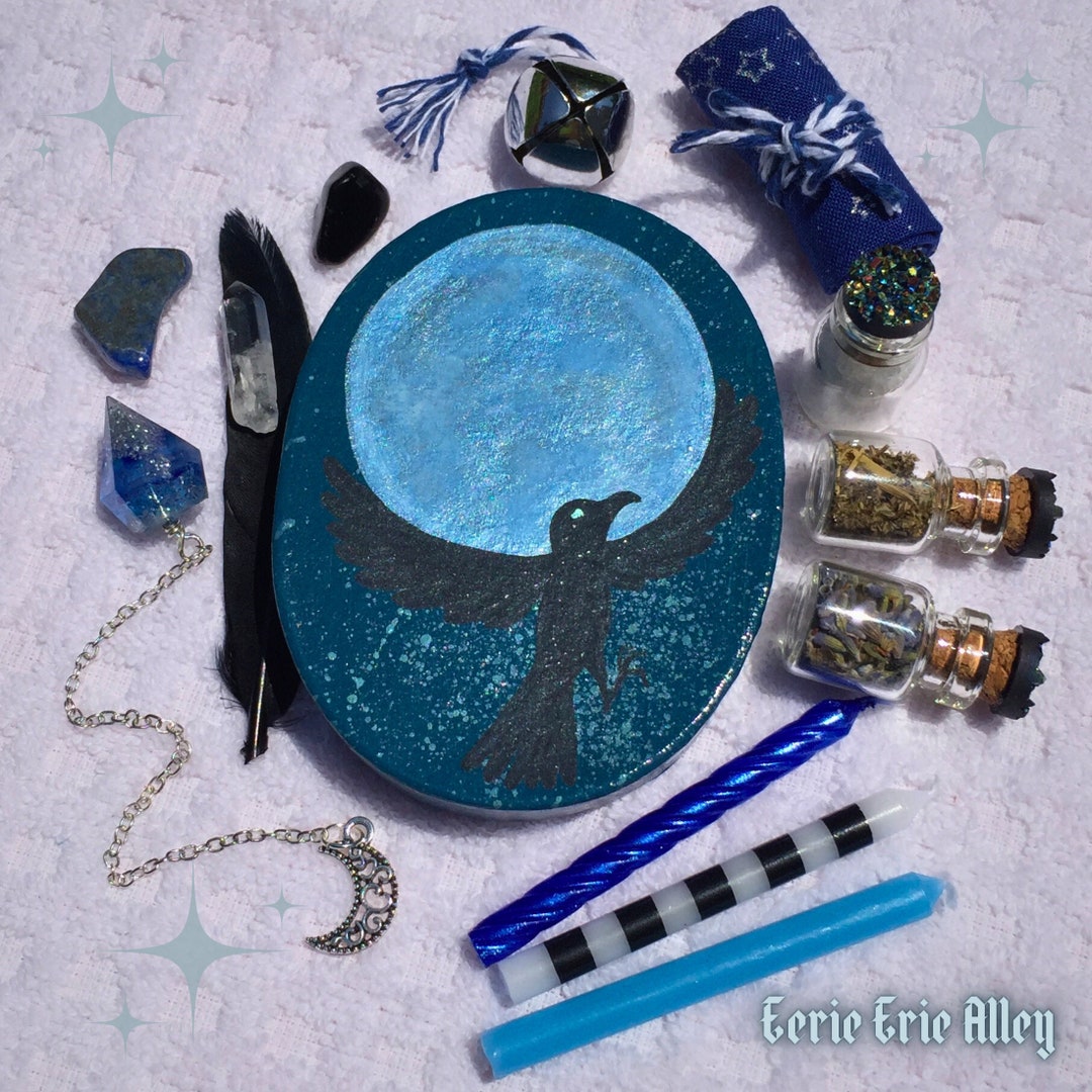 Soaring Crow Travel Altar Kit Moon Magic Pocket Pagan Alter Set Raven ...