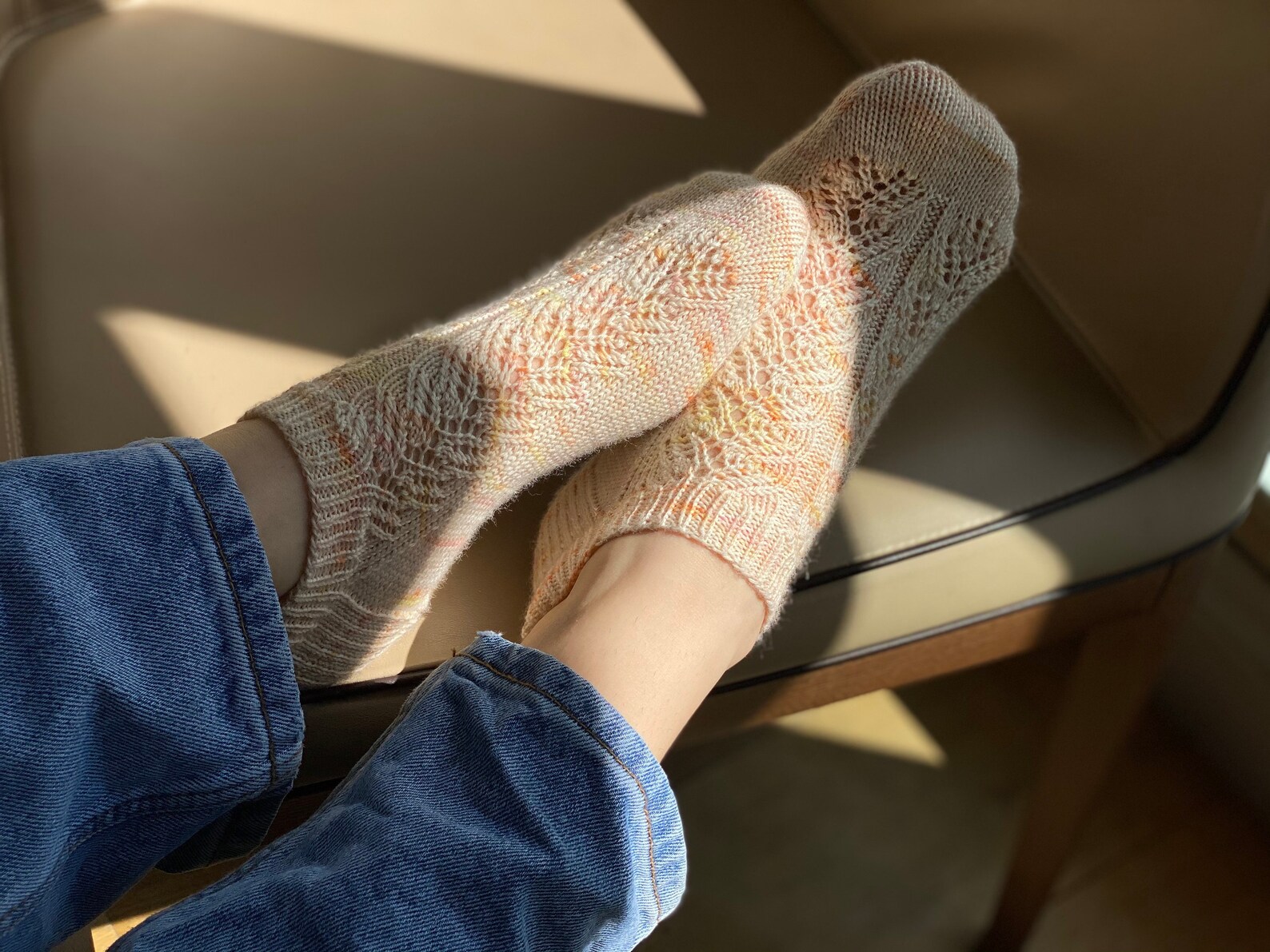 Nestled Leaves Socks Pattern, Socks Knitting Pattern - Etsy