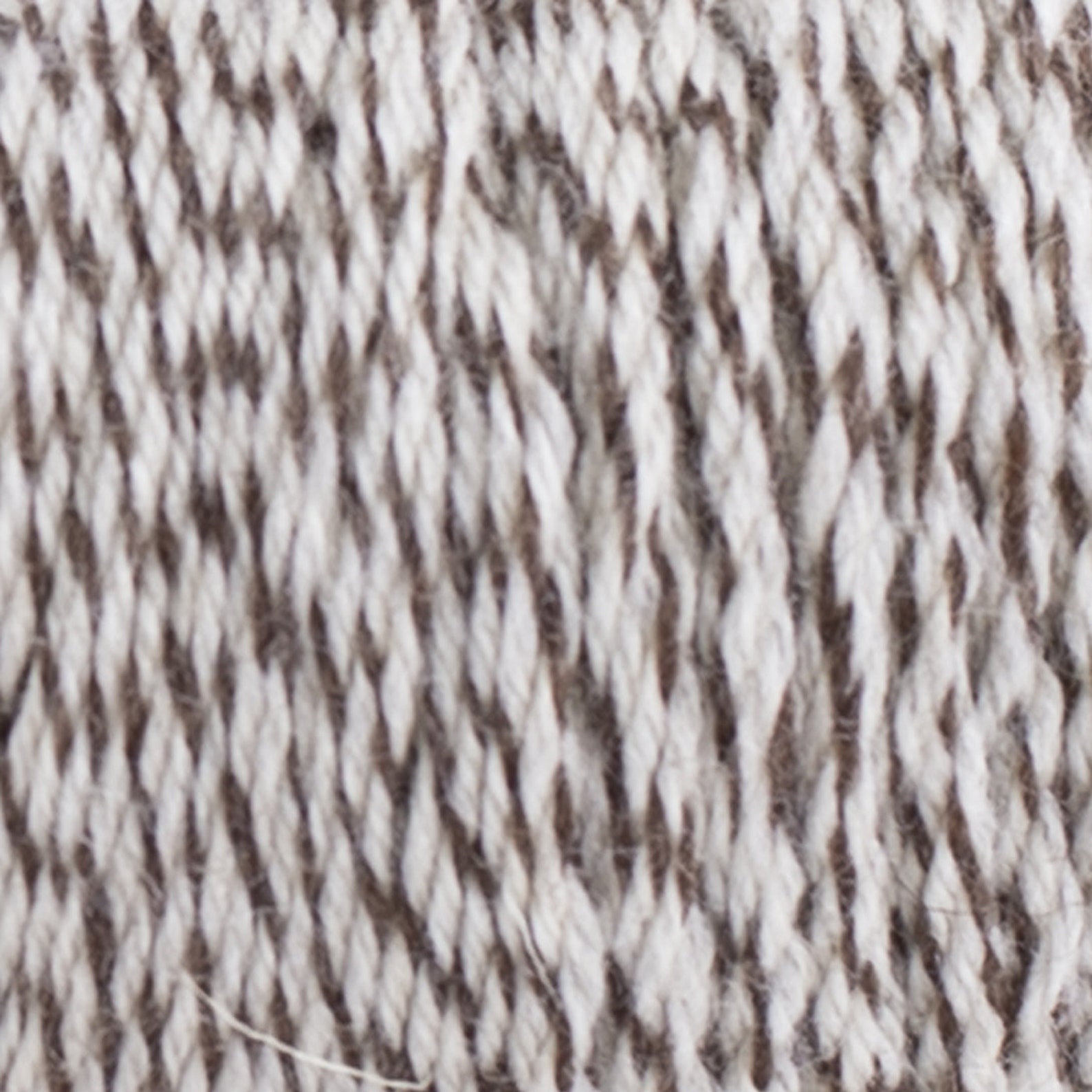 OAK TWEED Brown Cream Fishermen's Wool Lion Brand Yarn Wt 4 Worsted ...