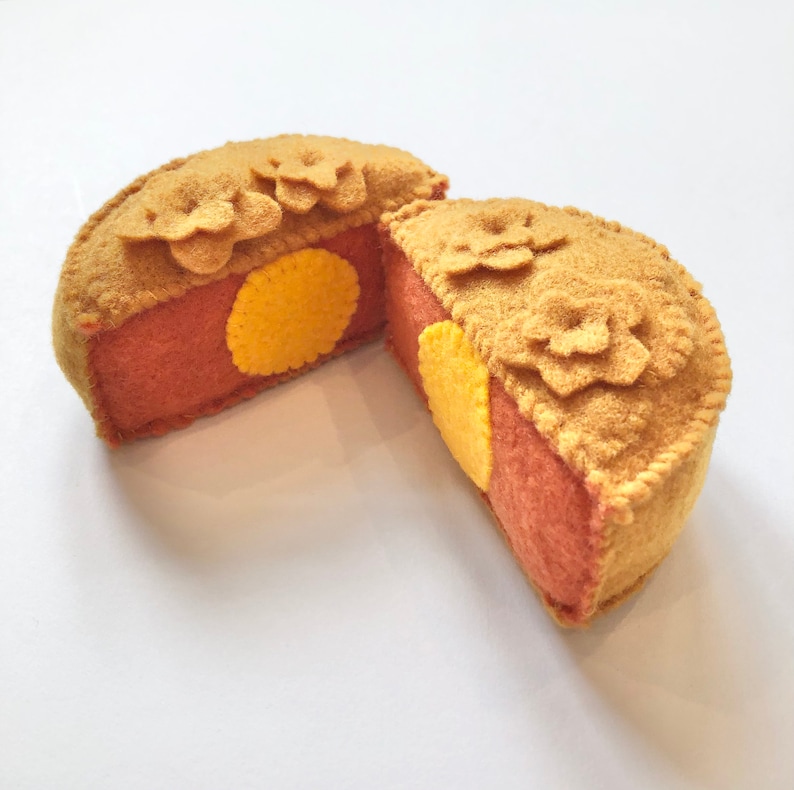 Felt Play Food Mooncake - Etsy
