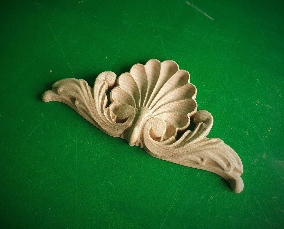 Neoclassical Shell Motif Wood Carved Onlay, Elegant Architectural ...