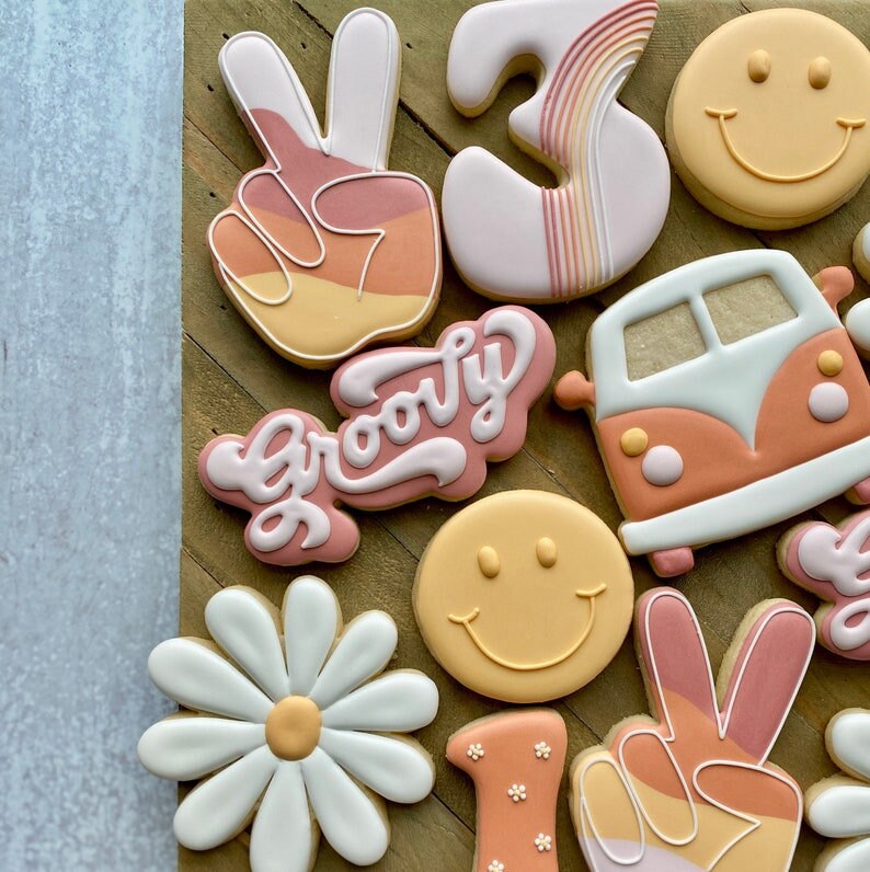 Groovy Plaque Files for Stencils Projectors Eddie Instant - Etsy