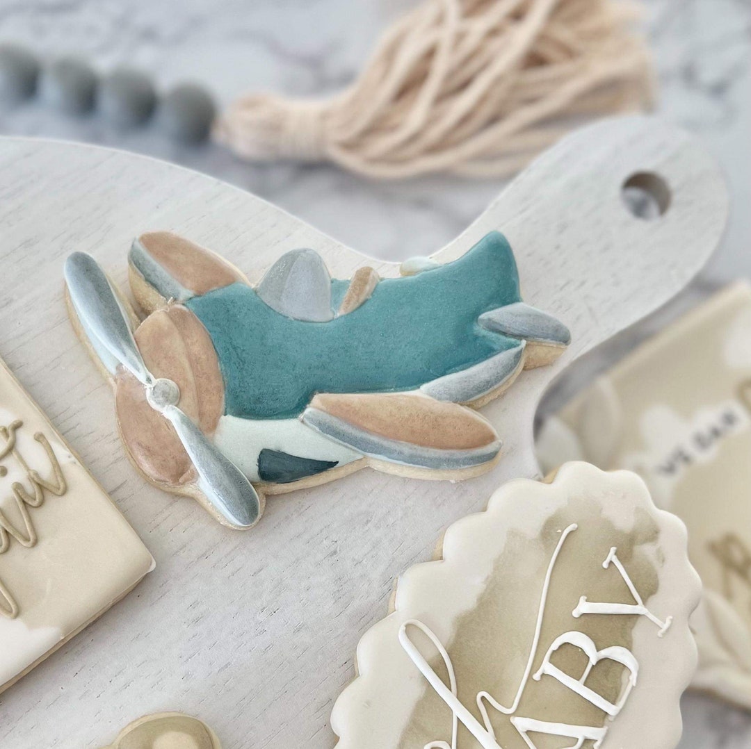 Cute Vintage Airplane Cookie Cutter - Perfect for Baby Shower, Birthday ...