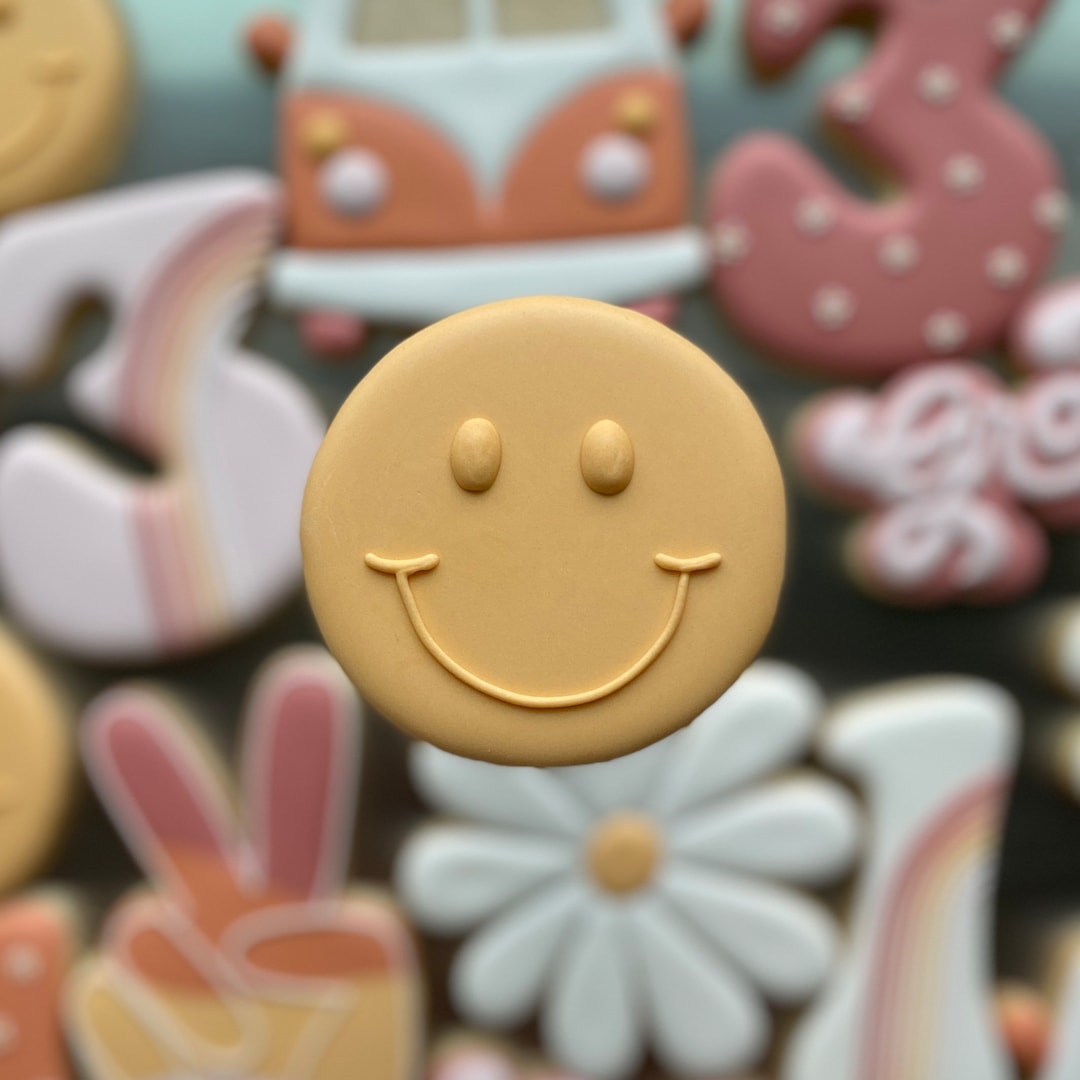 Classic Round Circle Cookie Cutter - Basic Shape for Any Project - Cuts ...