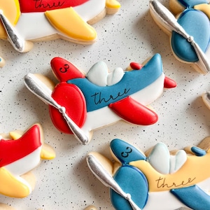 Cute Vintage Airplane Cookie Cutter - Perfect for Baby Shower, Birthday ...