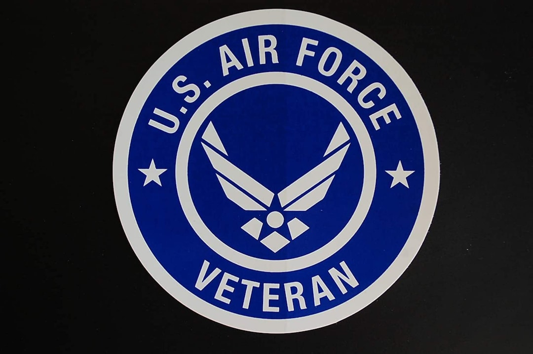 U.S. Air Force Veteran Sticker Vinyl Decal 4" Diameter USAF Military ...