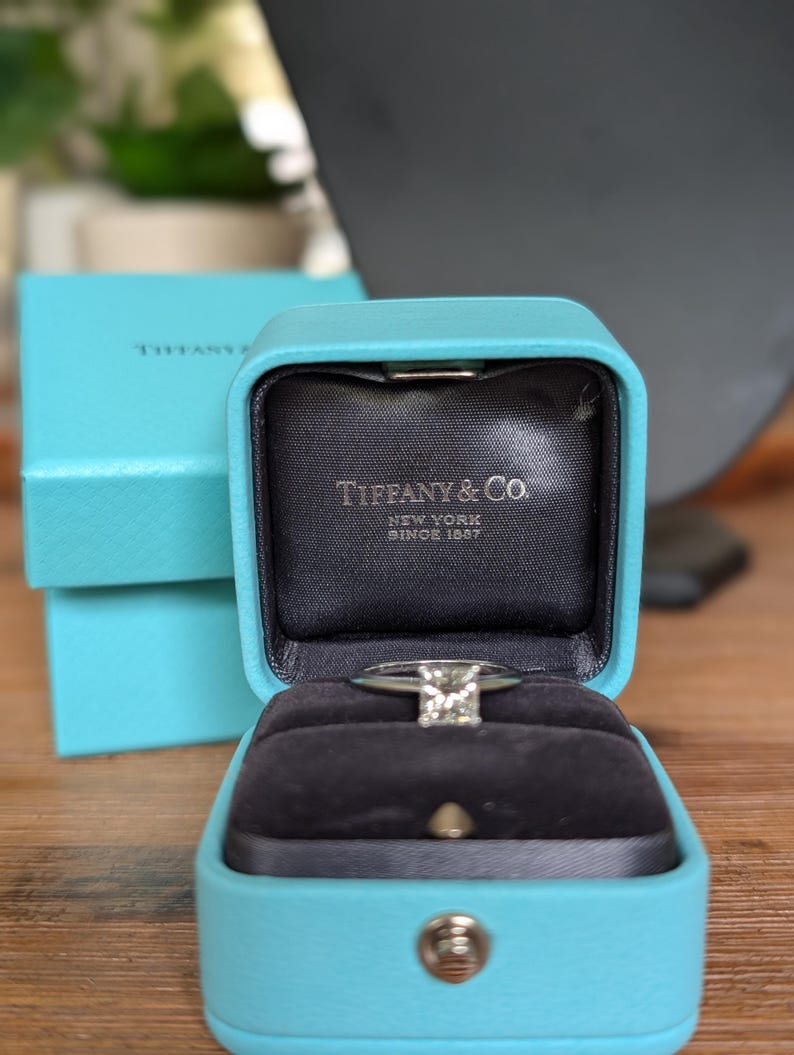 Vintage Tiffany & Co. 1.07ct Princess-cut Diamond Engagement Ring ...