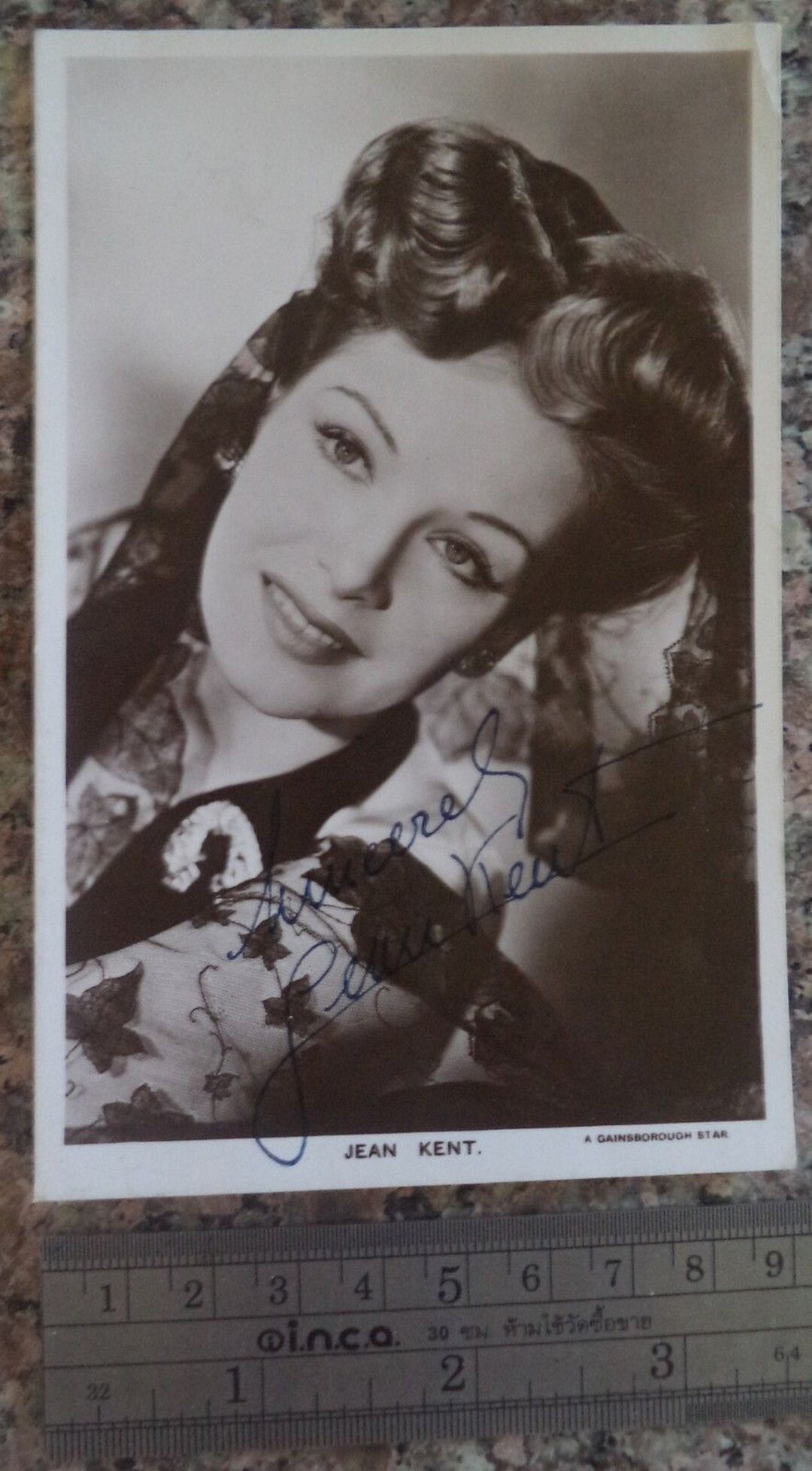 JEAN KENT (1921 − 2013) Autograph, Hand Signed Photo Card Gainsborough ...