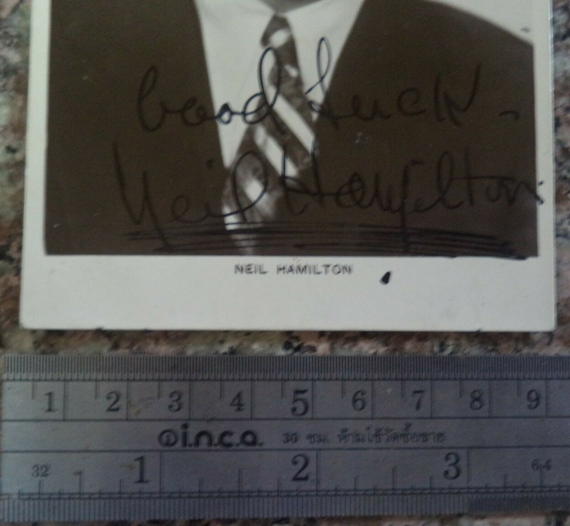 NEIL HAMILTON (1899 – 1984) Autograph, Hand Signed on a PICTUREGOER ...